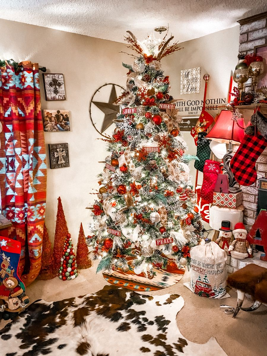 Cowboy Christmas Decorating Ideas that will Take You Back to the Old ...